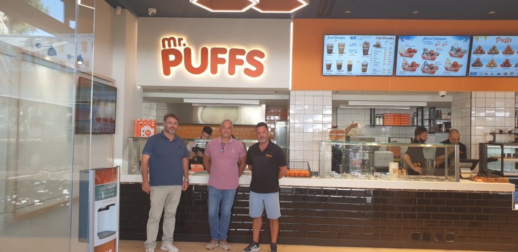 Η Mr PUFFS στην Ελλάδα